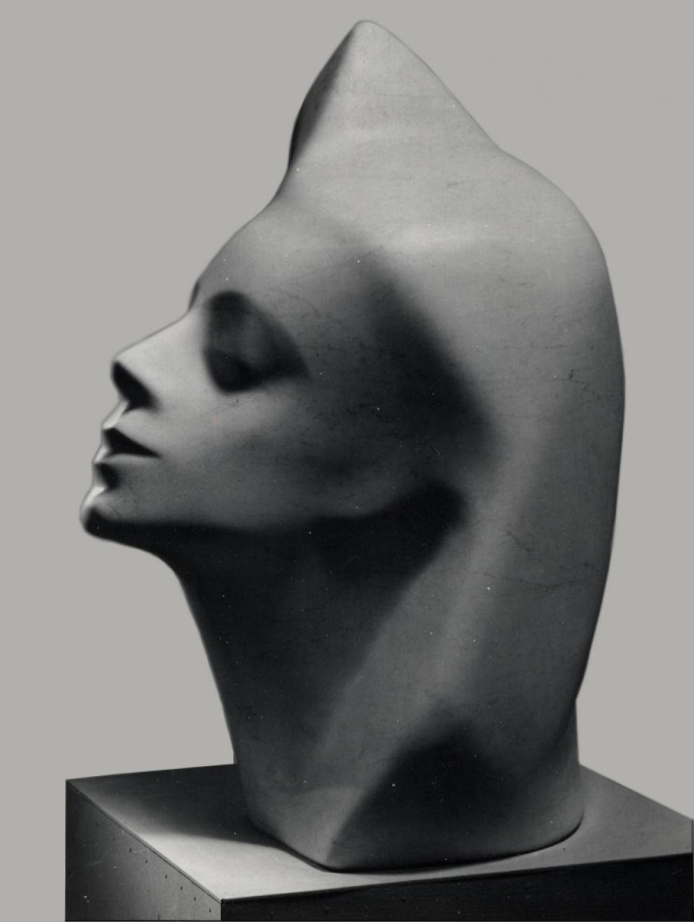 The Sculptor. Lea Dāvidova-Medene: Exhibition from The Generation cycle ...