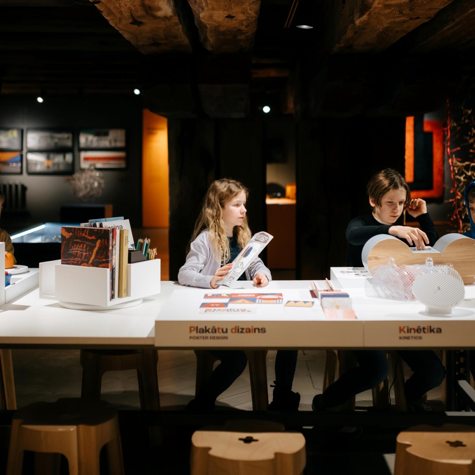 Design Studio for Children - Art Museums